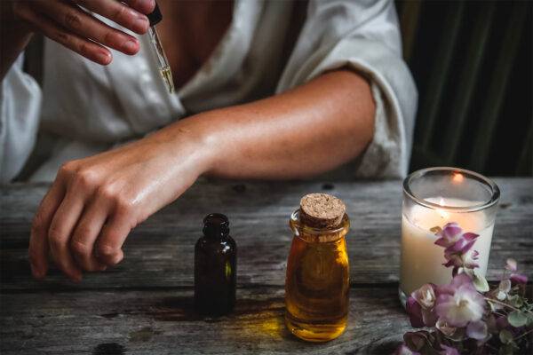 Essential Oils for The Skin: Expert Insight on What You Need To Know ...