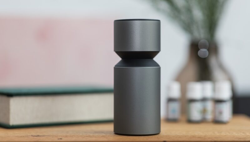 Unlock the Best Essential Oils for Men: The Definitive Guide